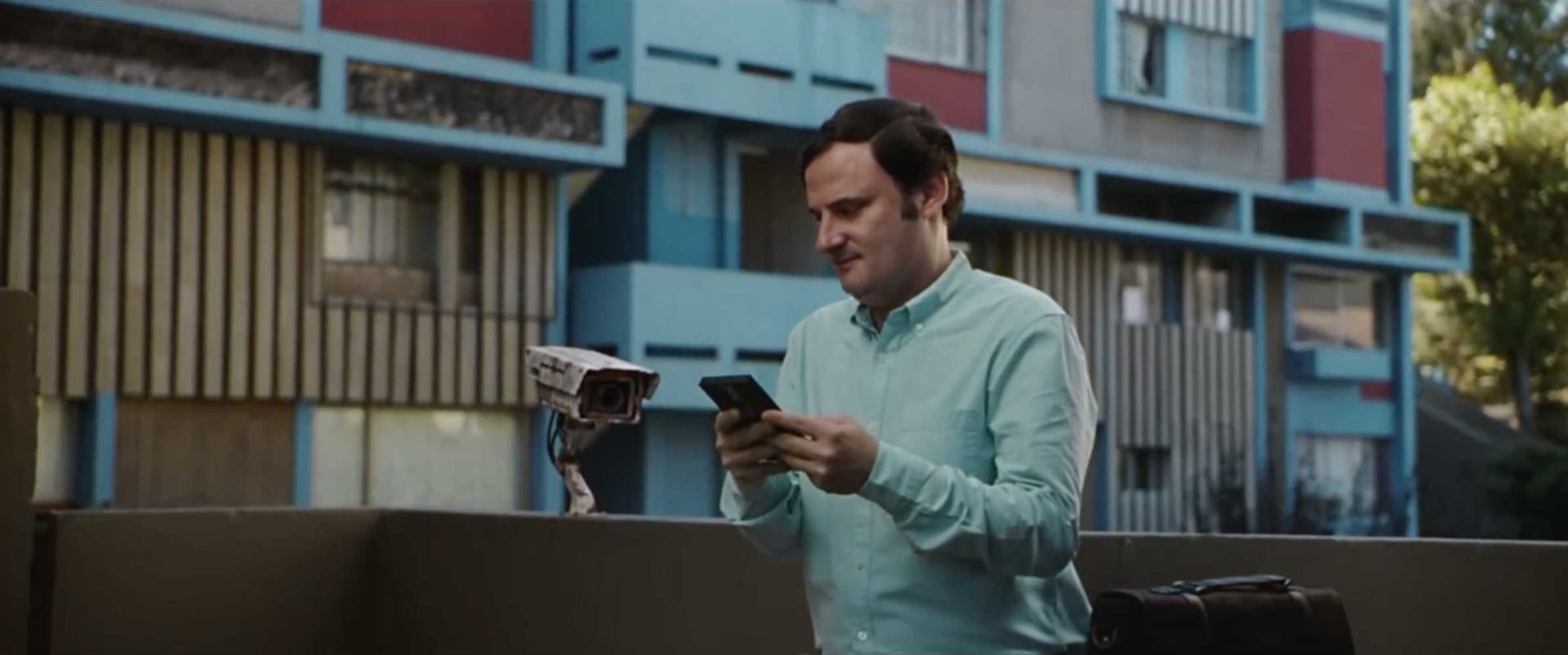 "The Birds" Meets "1984" in Ivan Zacharias' New Apple Spot - Motion ...