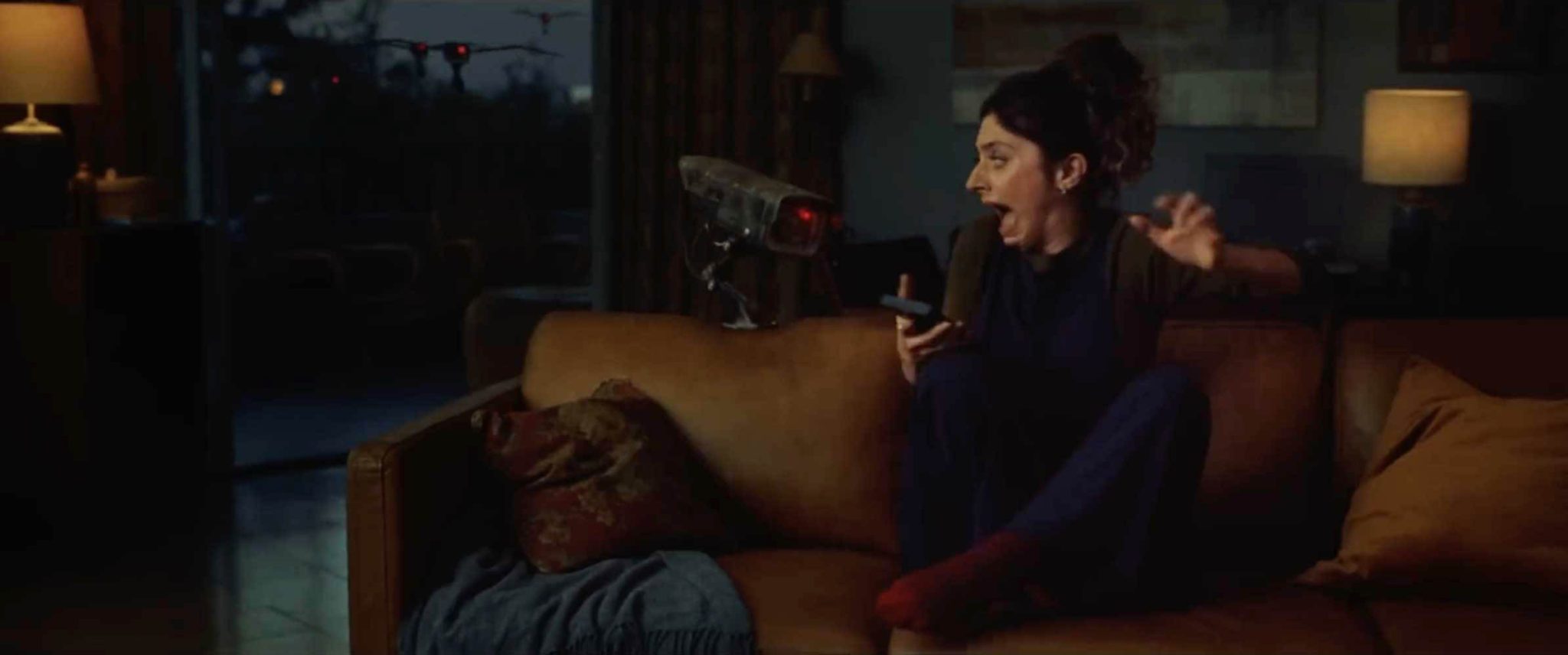 "The Birds" Meets "1984" in Ivan Zacharias' New Apple Spot - Motion ...