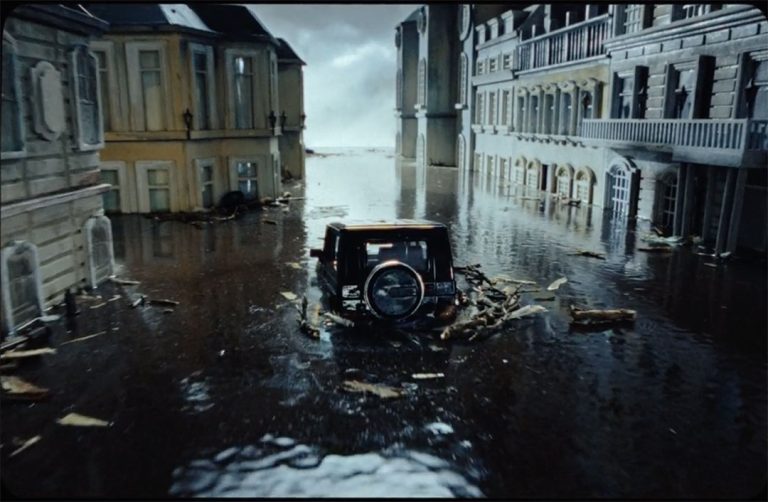 Dorian & Daniel Craft a Not So Wonderful World for Erste Bank - Motion ...