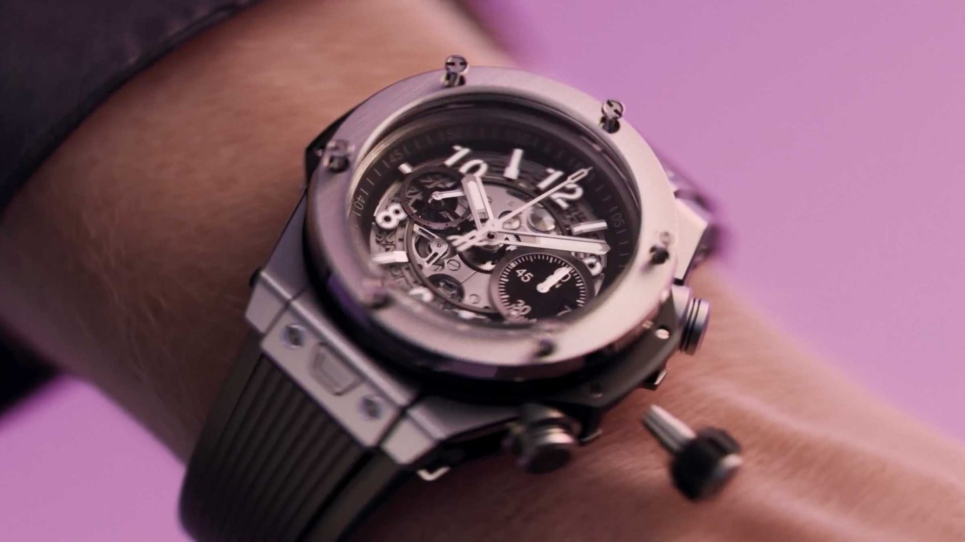 FutureDeluxe Plays With Time and Movement for Hublot - Motion design ...