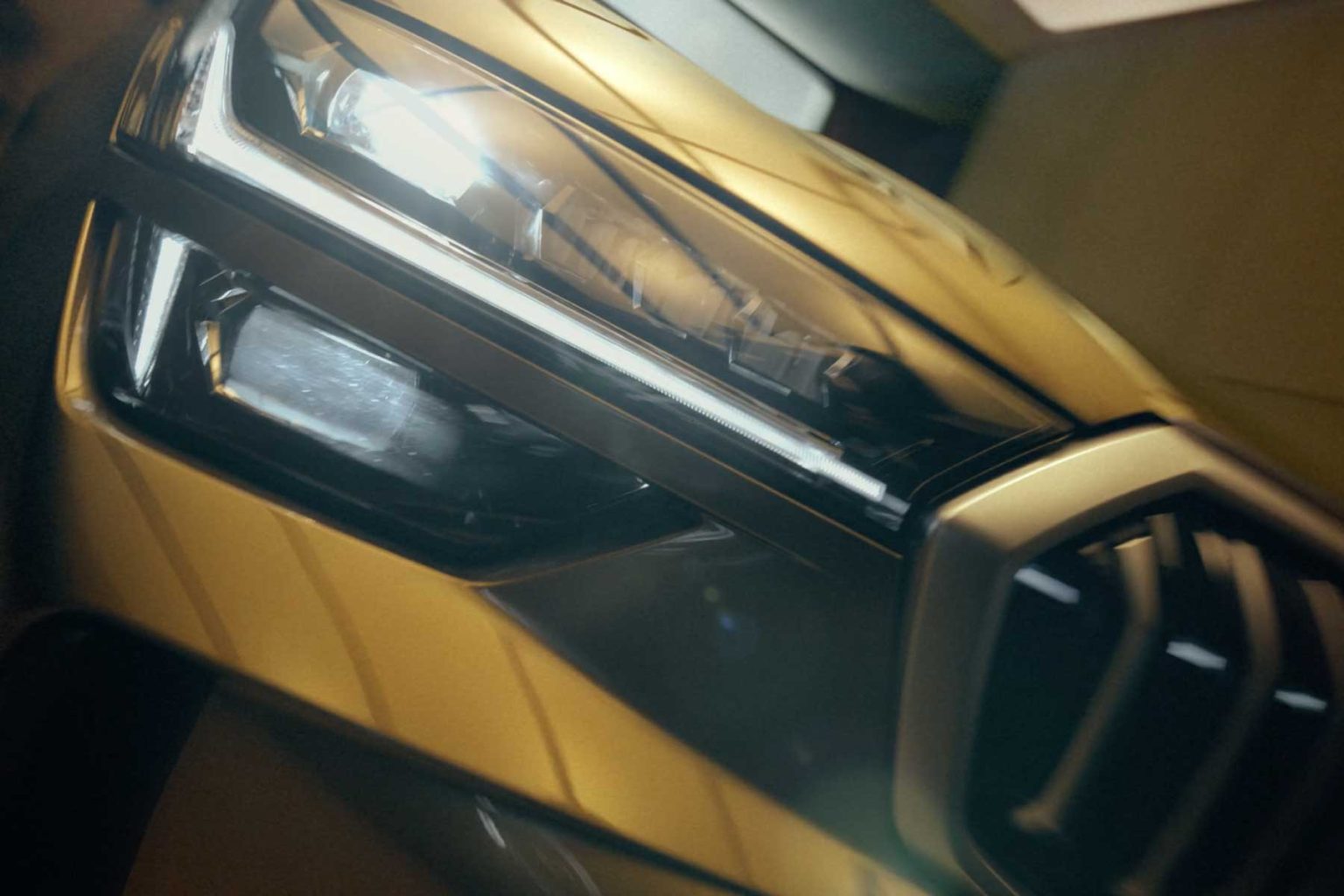 Joshua Vii and ACHT Studio "Discover a New Kind of Space" for the Škoda ...