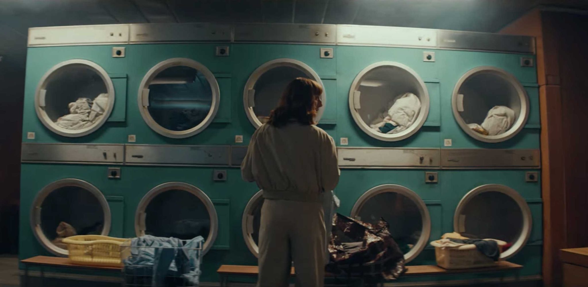 Vedran Rupic, Mother, and Black Kite do the Chicken - Motion design ...