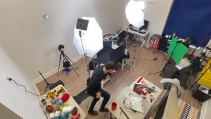 Kevin Parry Recreates the Netflix Logo Animation with Yarn - Motion ...