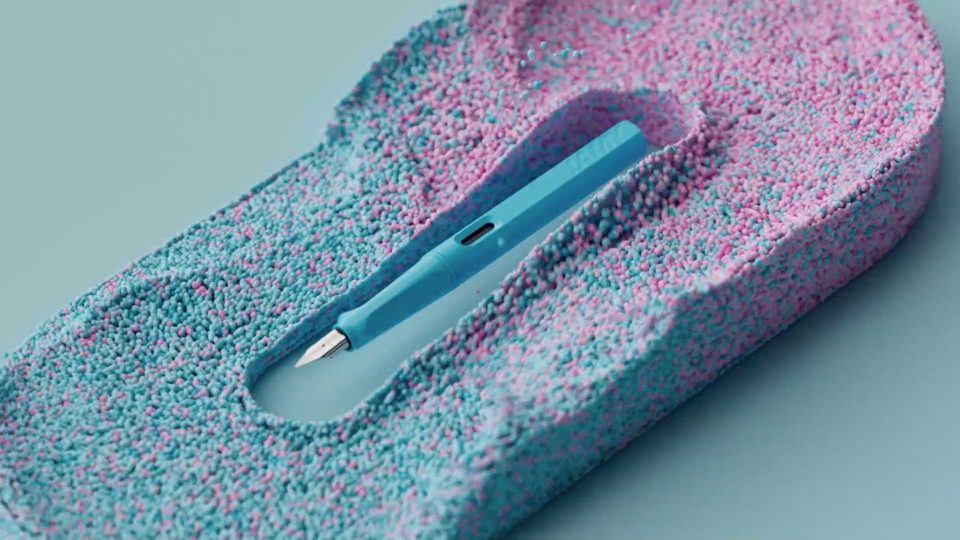 Michael Fragstein Gets Particular About the LAMY Safari Special Edition ...
