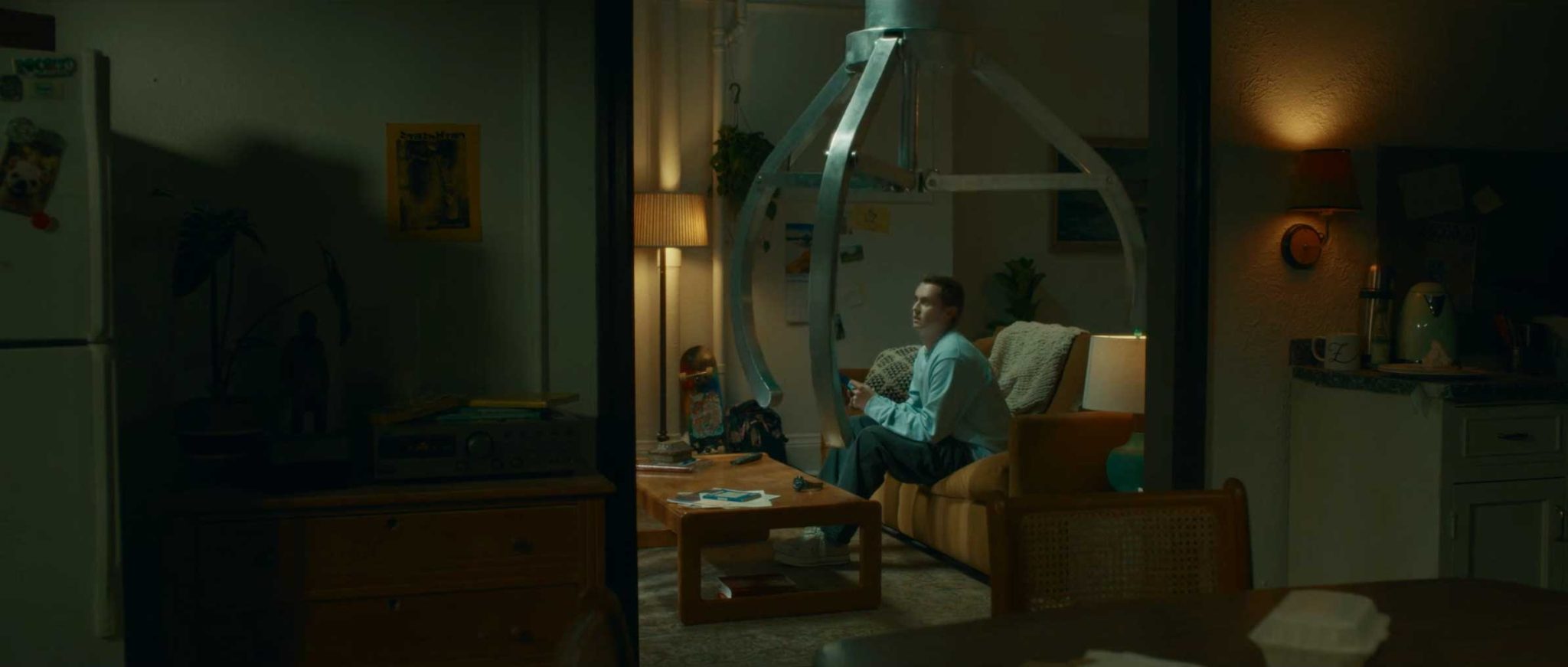 Director Joachim Back and The Vanity Play the "Claw Game" - Motion ...